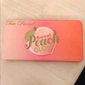 Too Faced | Makeup | Too Faced Sweet Peach Glow Highlighting Palette ...